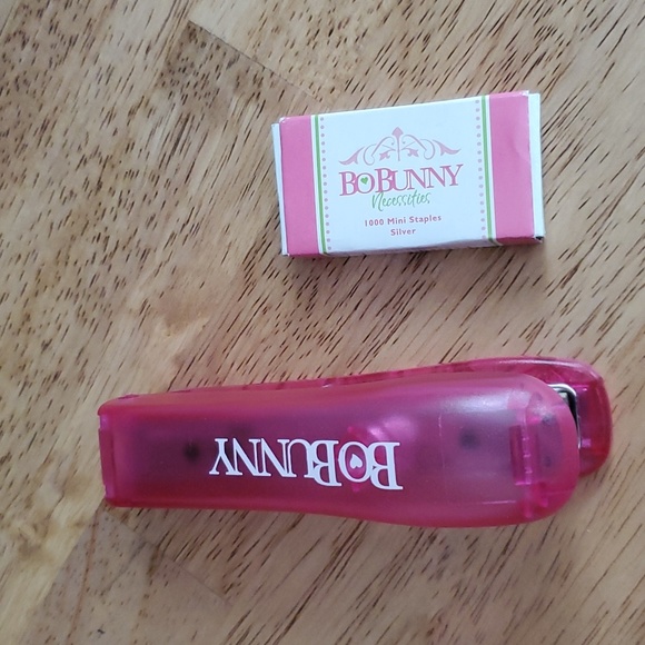 Bo Bunny | Office | Bo Bunny Mini Stapler And Staples | Poshmark